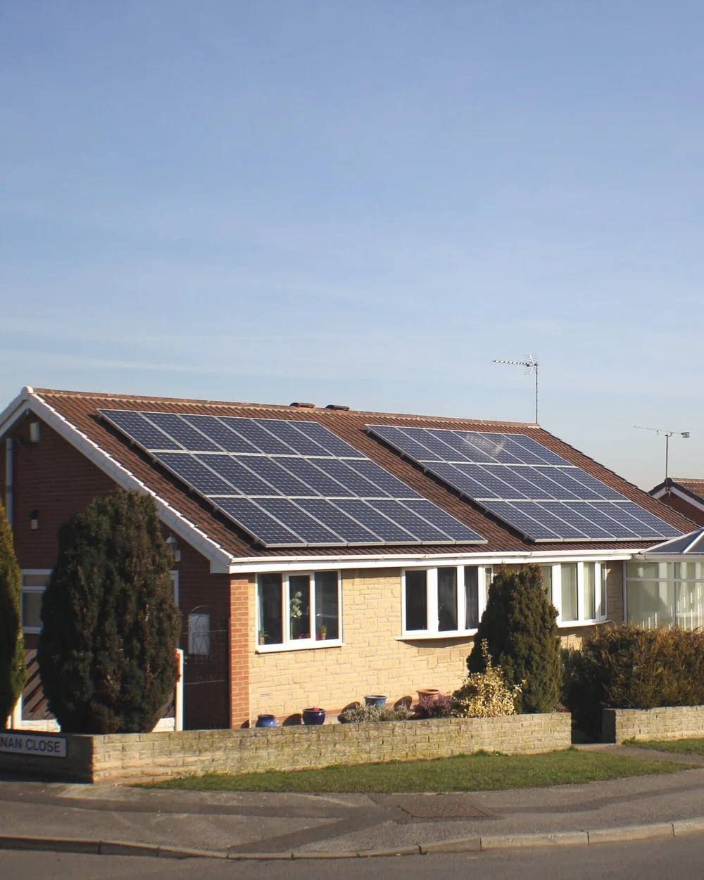 Selling with solar — A Shade Greener