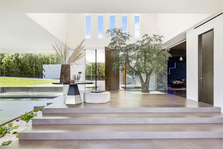 benedict canyon 2023 luxury resort style home in beverly hills | modern ...