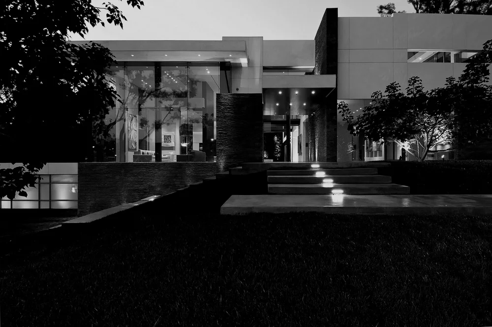 summit house, a sustainable beverly hills luxury home with modern glass ...