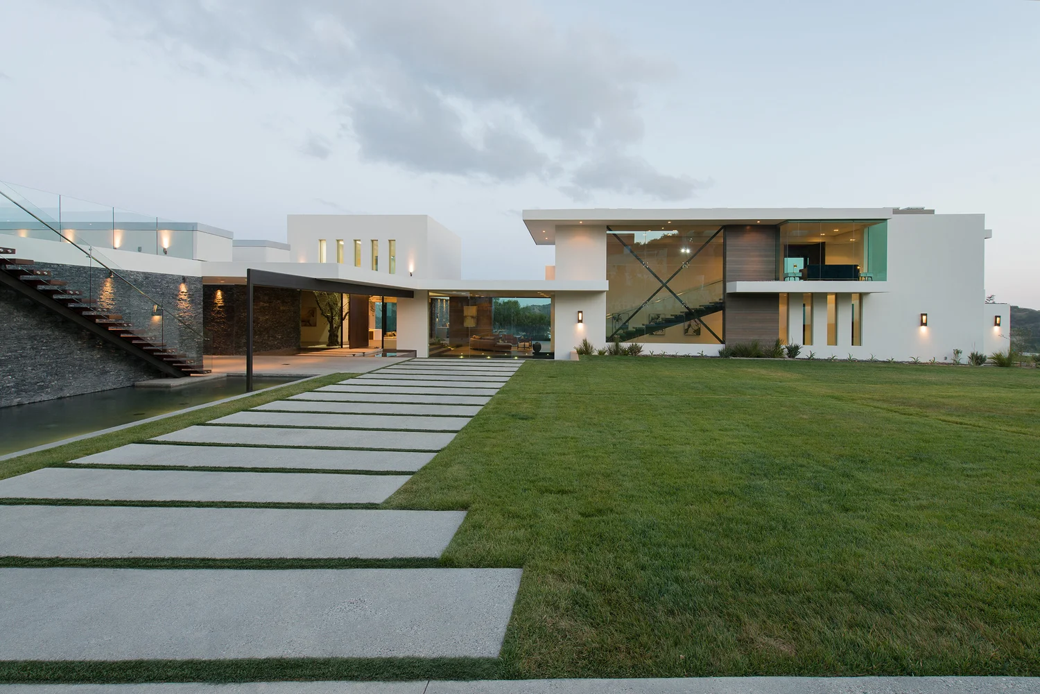 benedict canyon 2016, a west coast luxury modern home in beverly hills ...