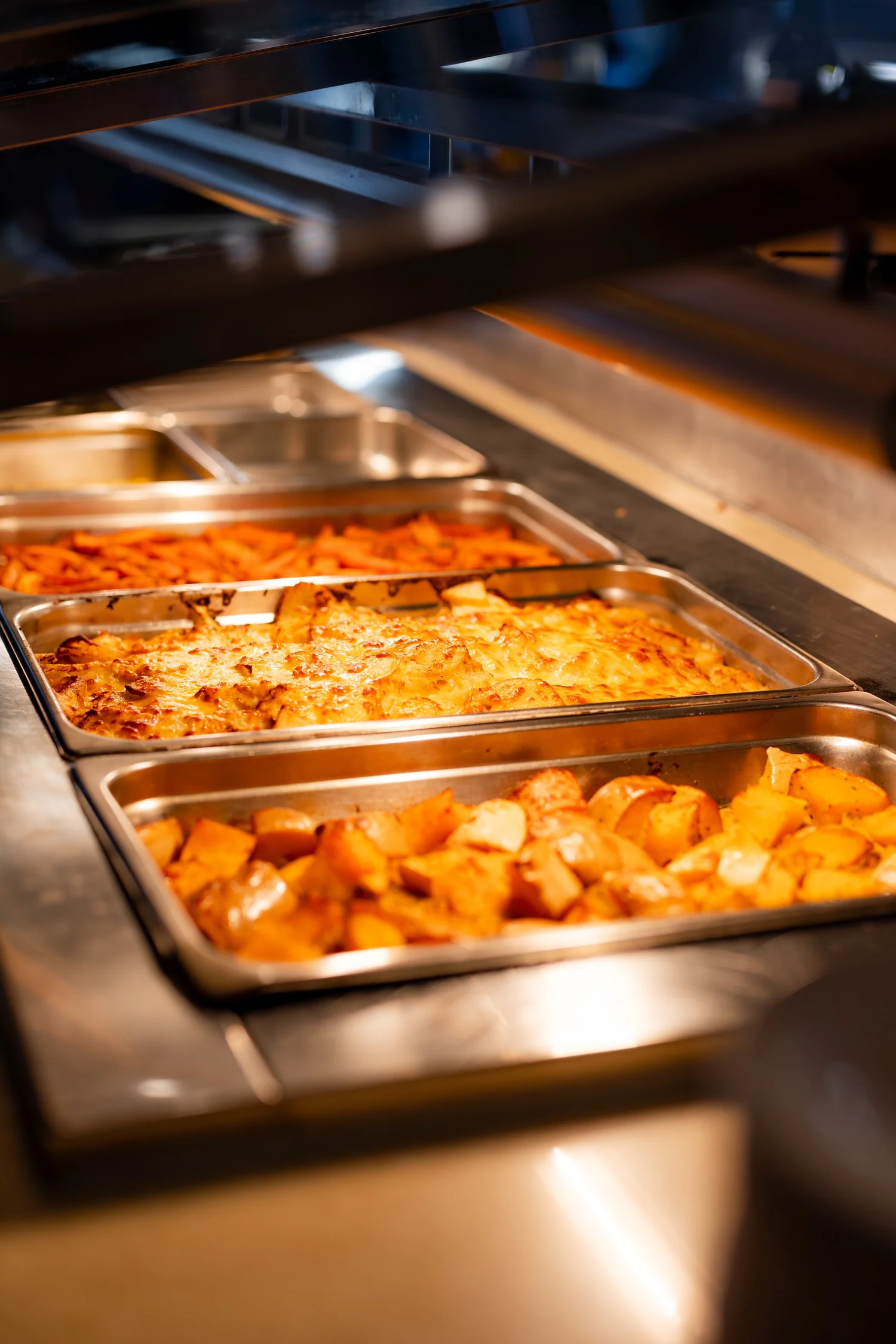 What's On — Midway Tavern