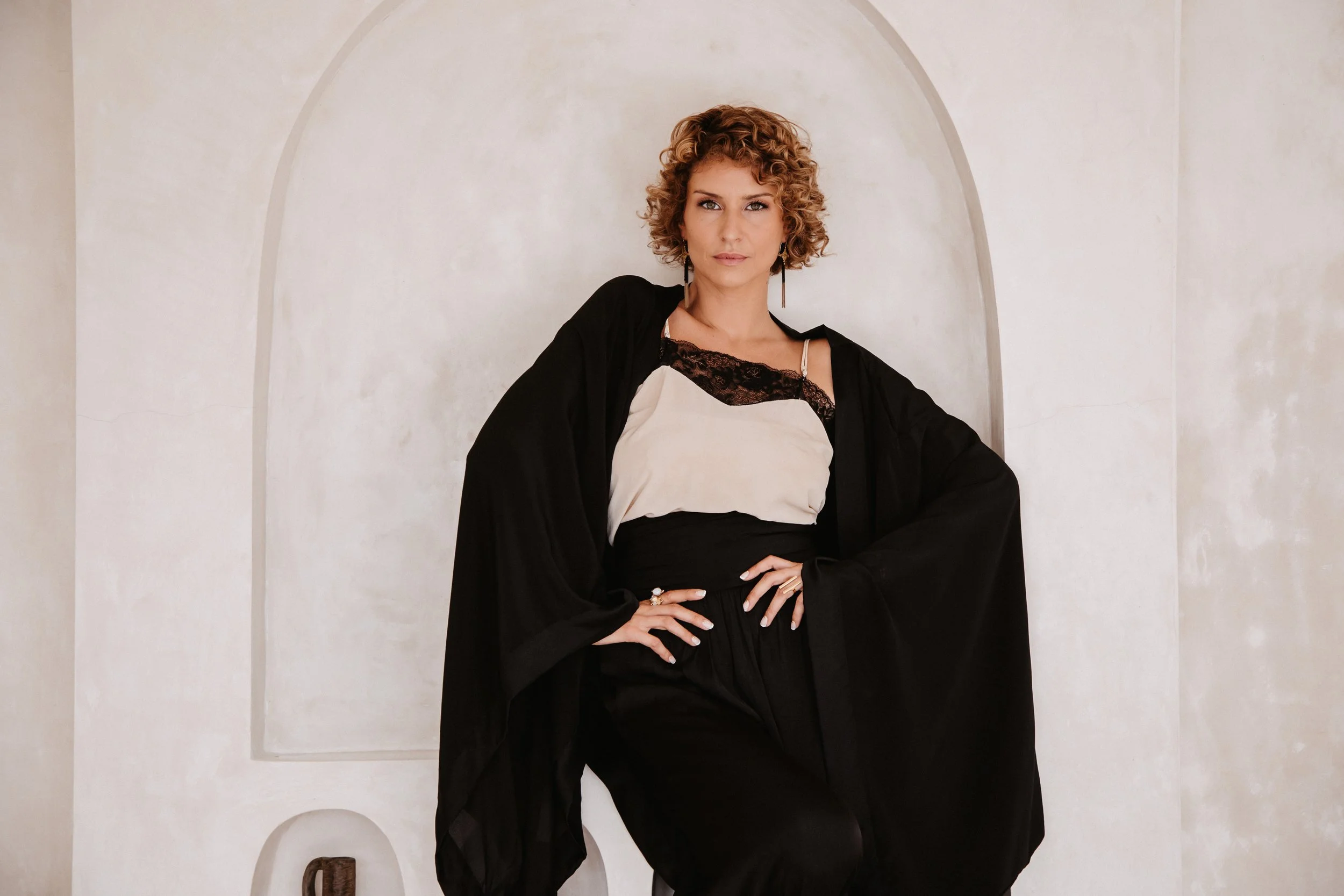 Layla El Khadri - Feminine Leadership Mentor, Speaker & Author