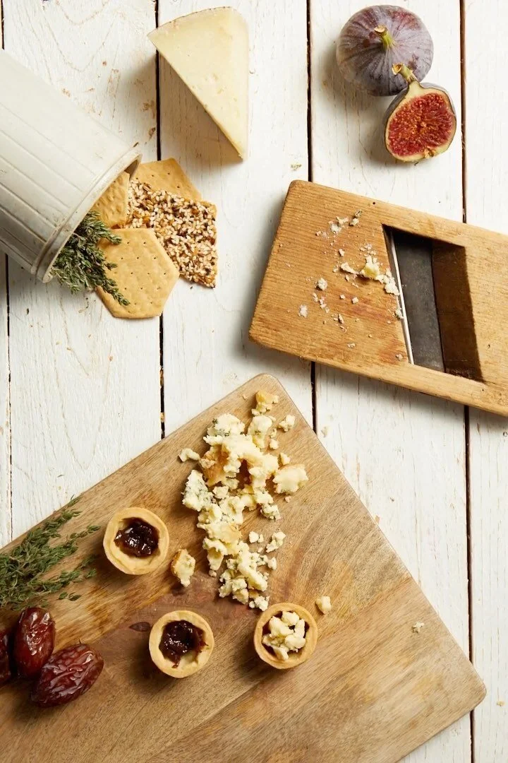 Home [dinnerladiesltd.com]