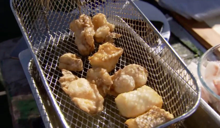 Deep-Fried Cod and Cod Tongues with Sauce on Smoked Cod Roe — NSC