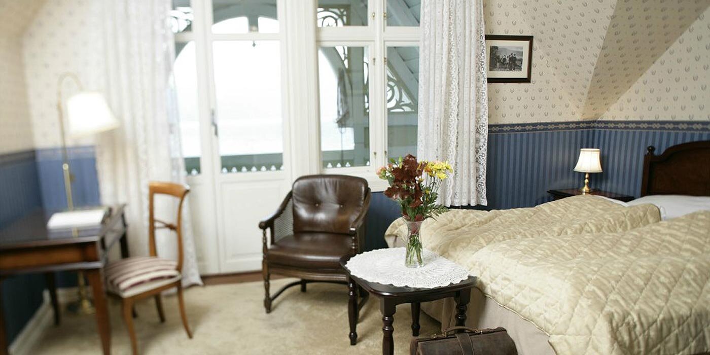 Rooms in the historic building - Kviknes Hotel - Balestrand, Sognefjord
