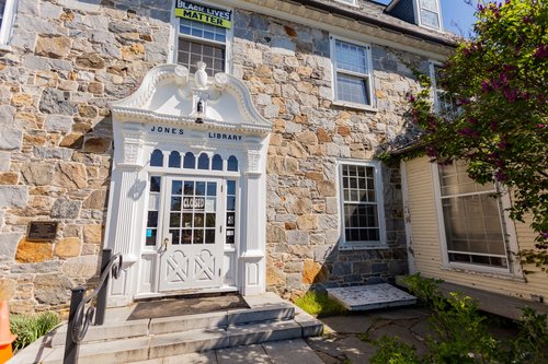 Jones Library — Amherst Business Improvement District