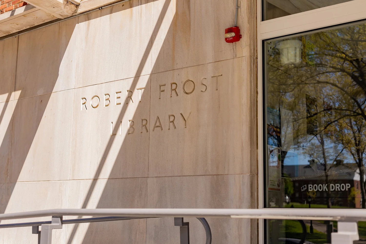 Robert Frost Library — Amherst Business Improvement District