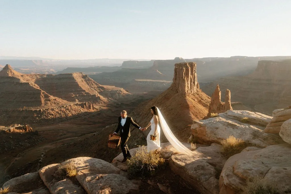 Ultimate Moab Elopement Guide | Red Rock Desert Adventure Weddings ...