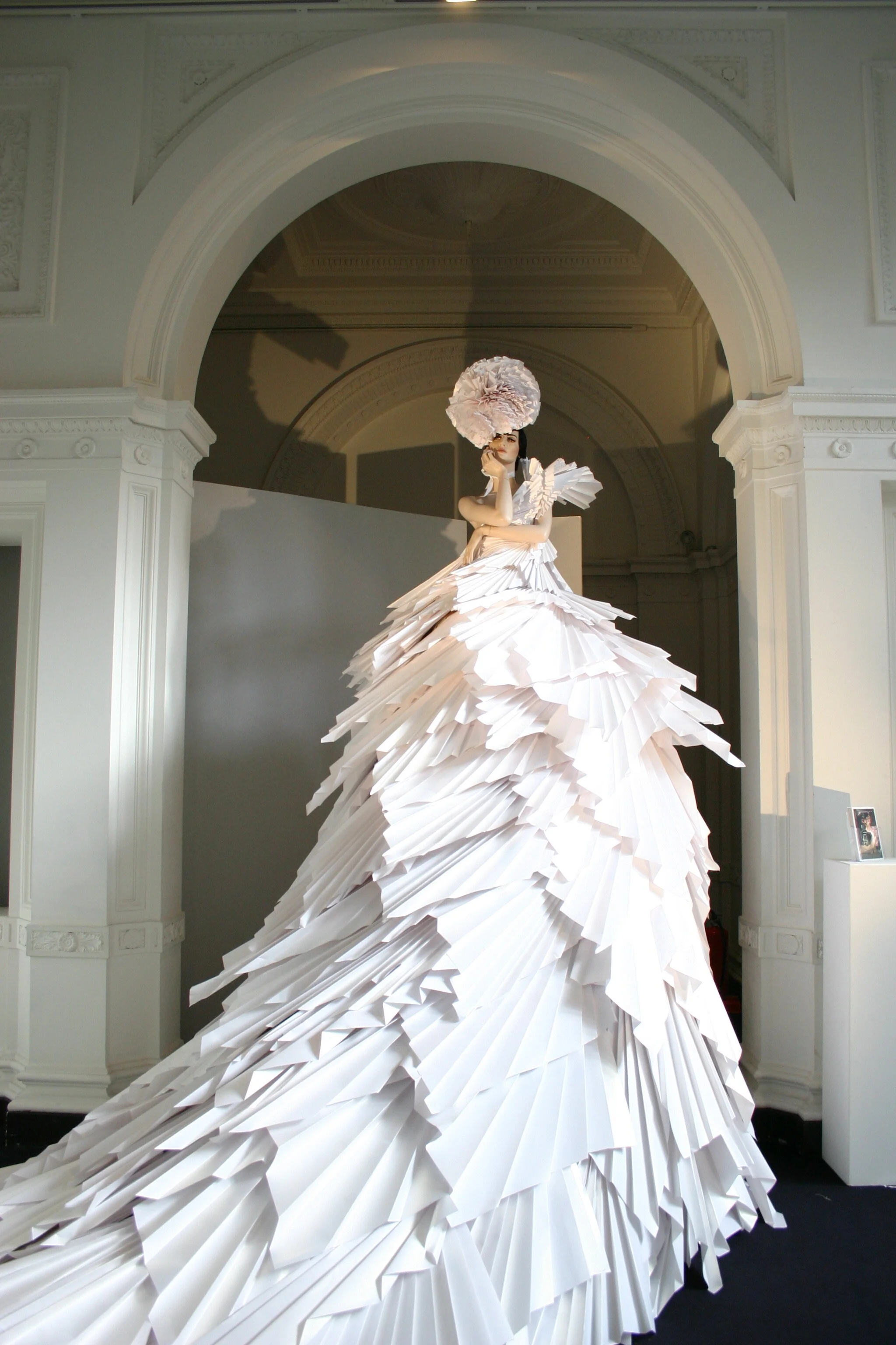 Zoe Bradley Design — Paper Couture by Zoe Bradley Design | Paper Artist