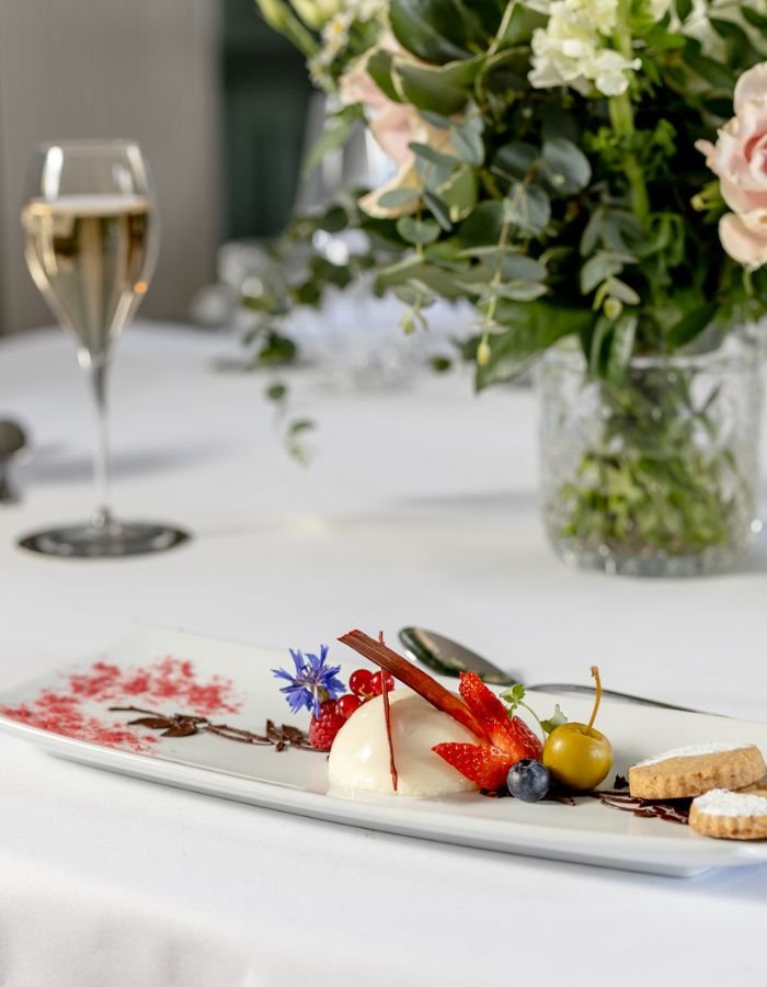 The Register Club | Cocktail Bar & Wine Lounge, Edinburgh