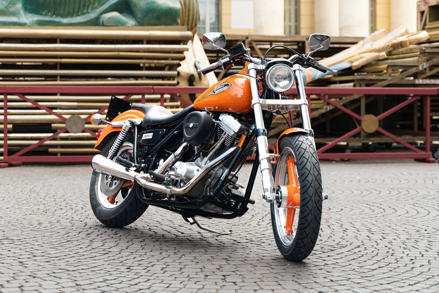 Harley-Davidson FXR Super Glide RevTech — Reparto Sportivo