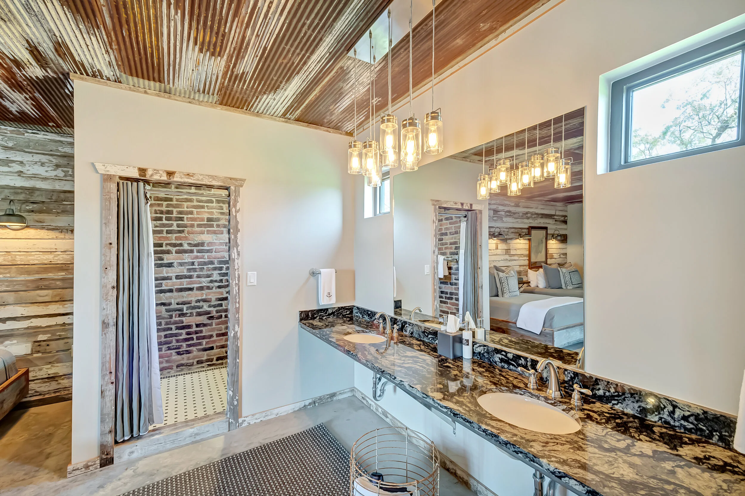 The Lodge | Rocker B Ranch | Texas Event and Accommodation Venue ...