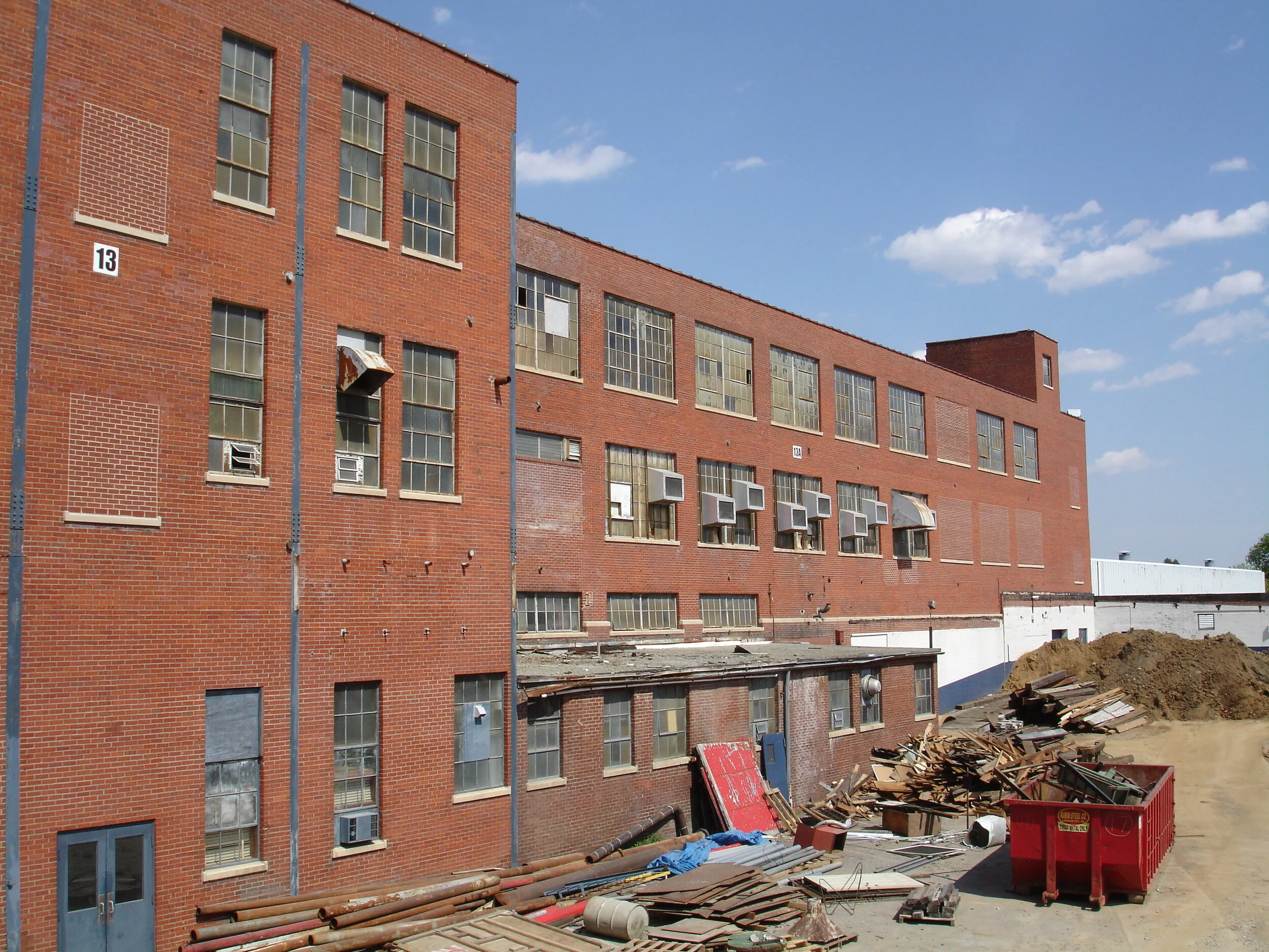 About — Cork Factory Hotel
