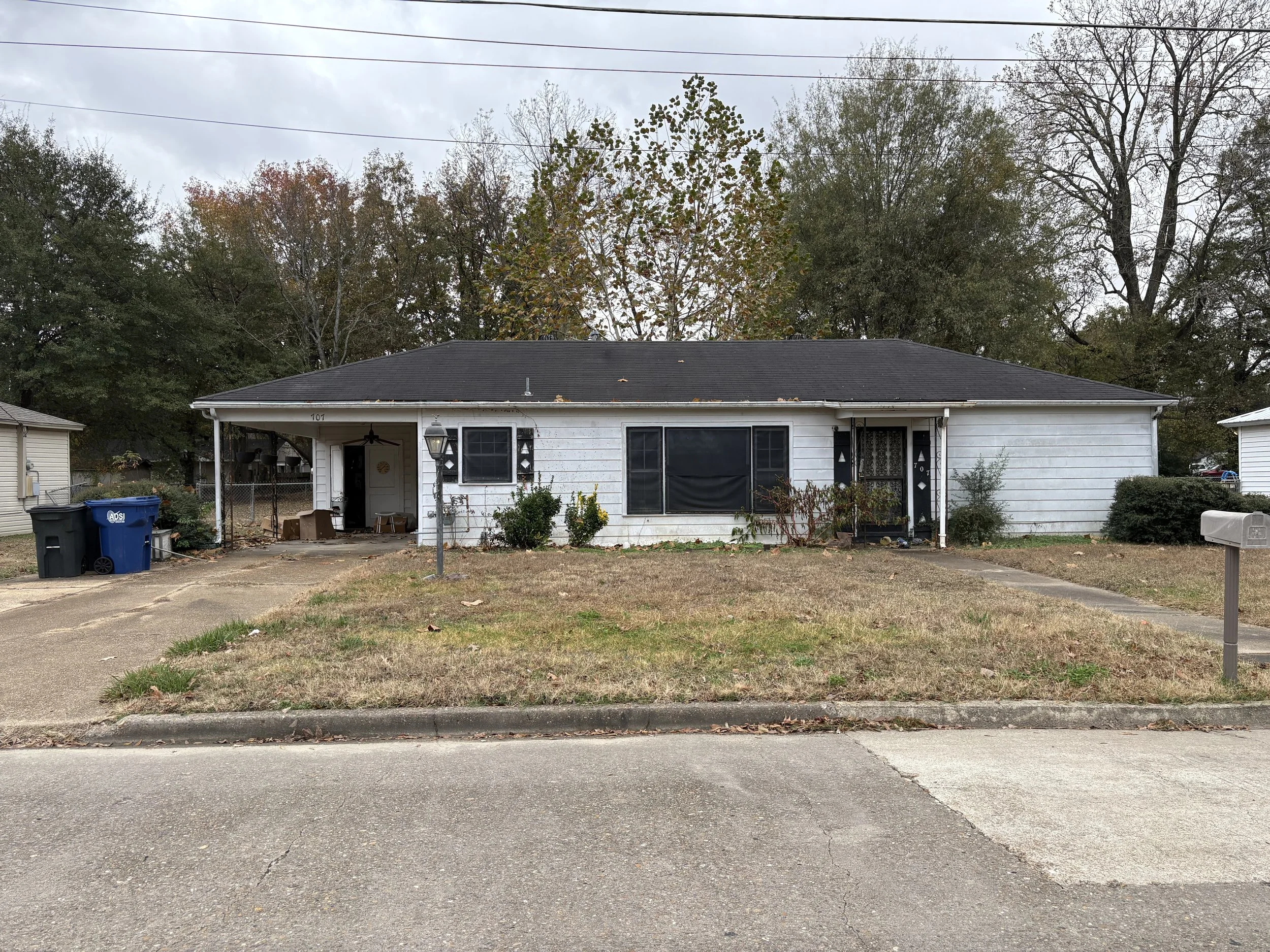 707 Deering Cleveland MS 38732**Pending** — Partnership Properties