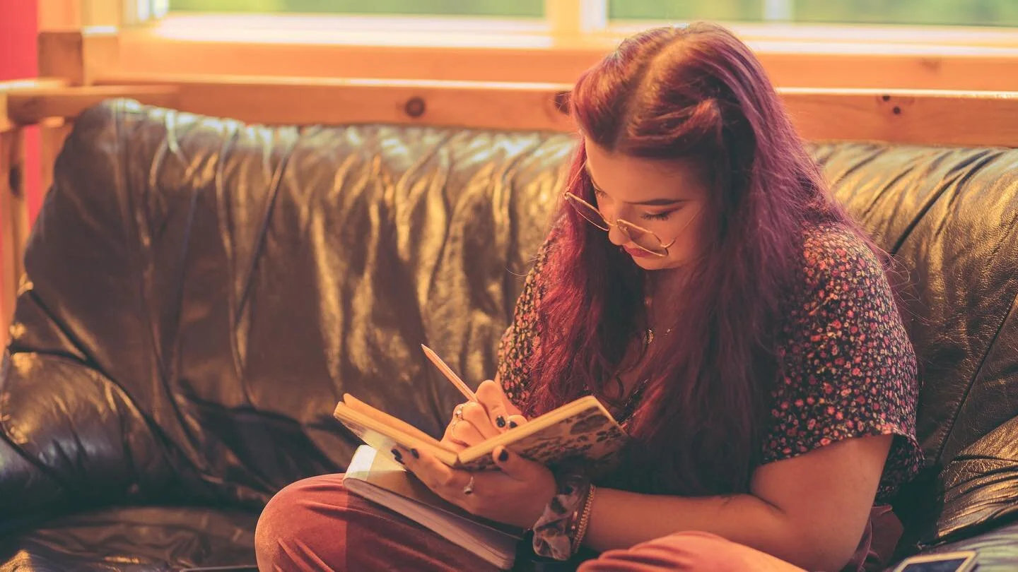 Talking Violet | Official Website