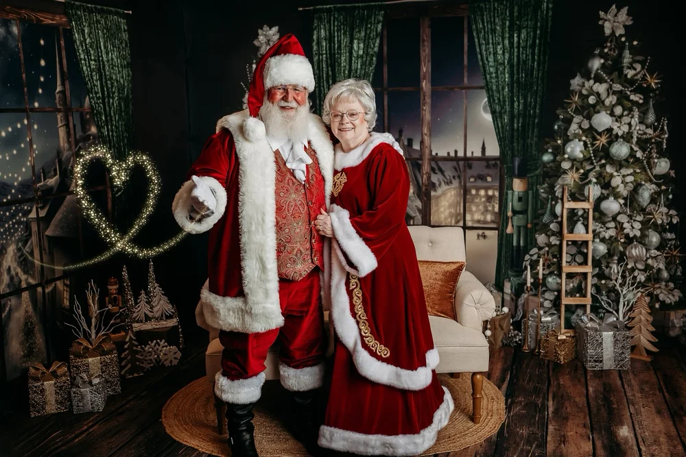 Mrs. Claus — The Sewing Elves