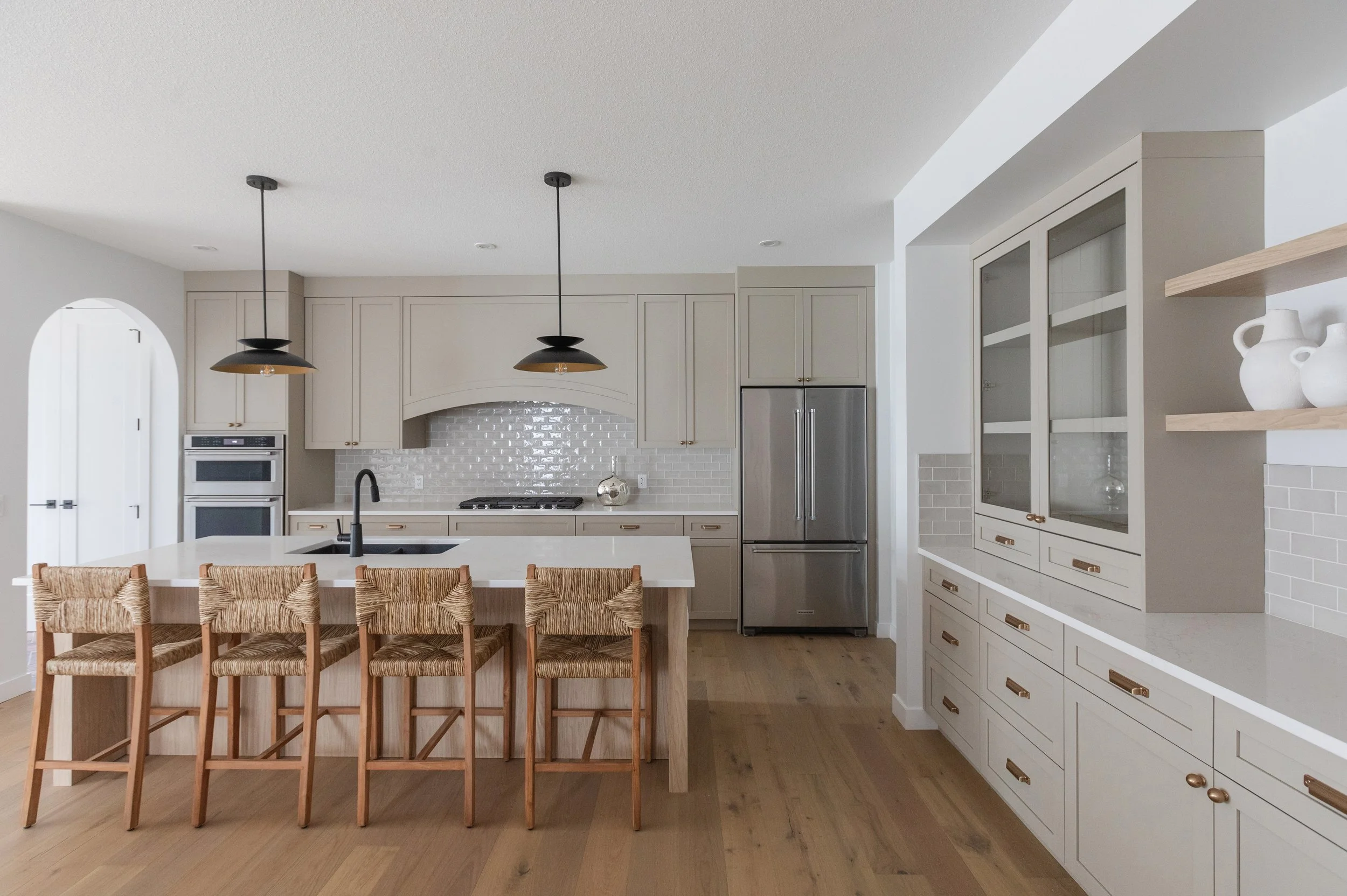 What Is Hutch Furniture? How to Style Your Hutch — Tailored Interior Inc.