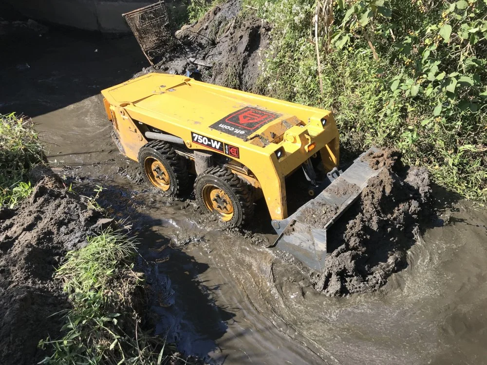 ETT - Remote Skidsteer — ETT