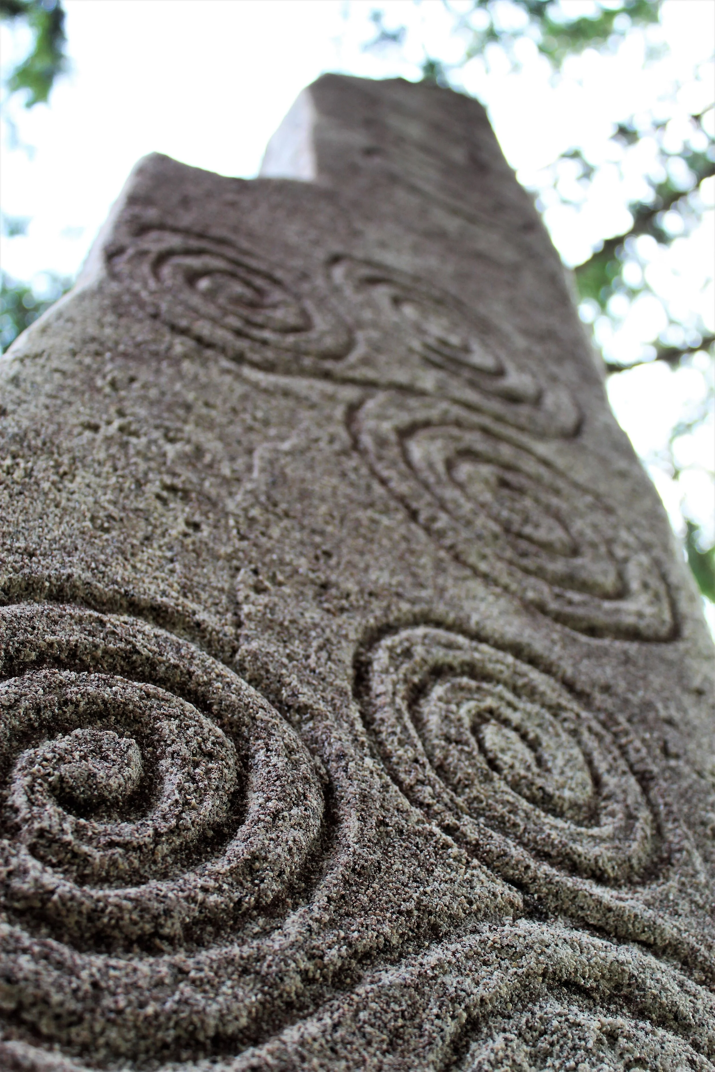 CELTIC - Standing Stone — Classic Artisan Sculptures