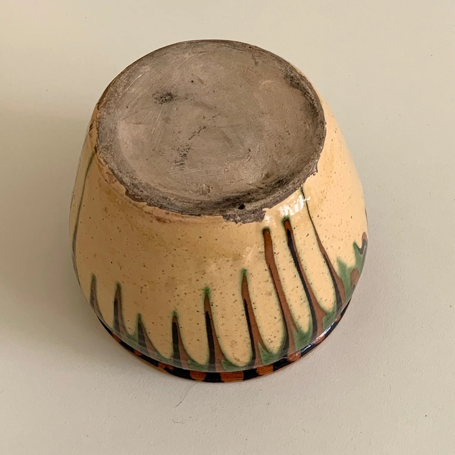 Bulgarian redware vessel — etagere