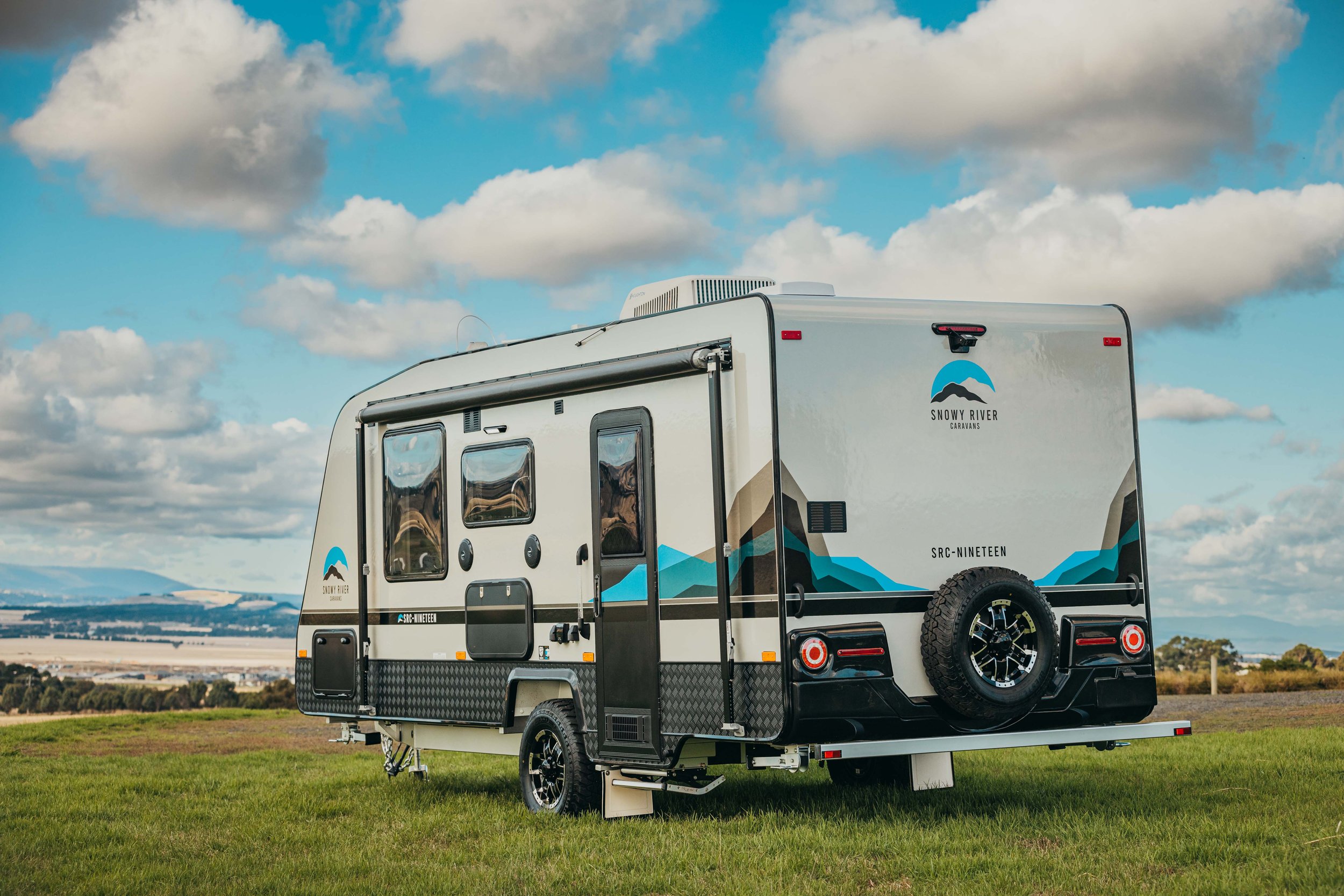 SRC19 Snowy River Caravan NZ — Vanari Caravans