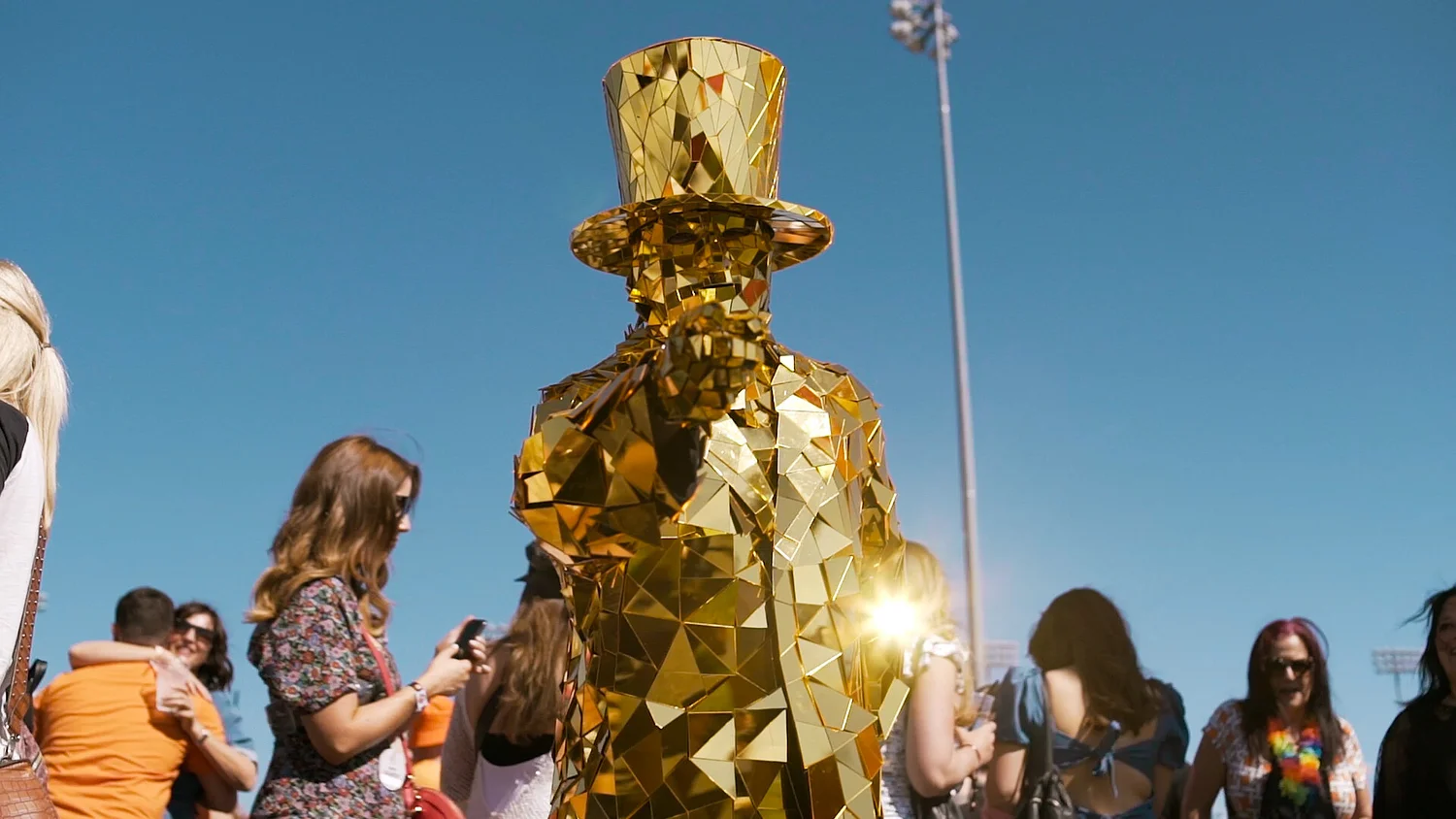 Mirror People | Corporate Entertainment Professionals — CEP