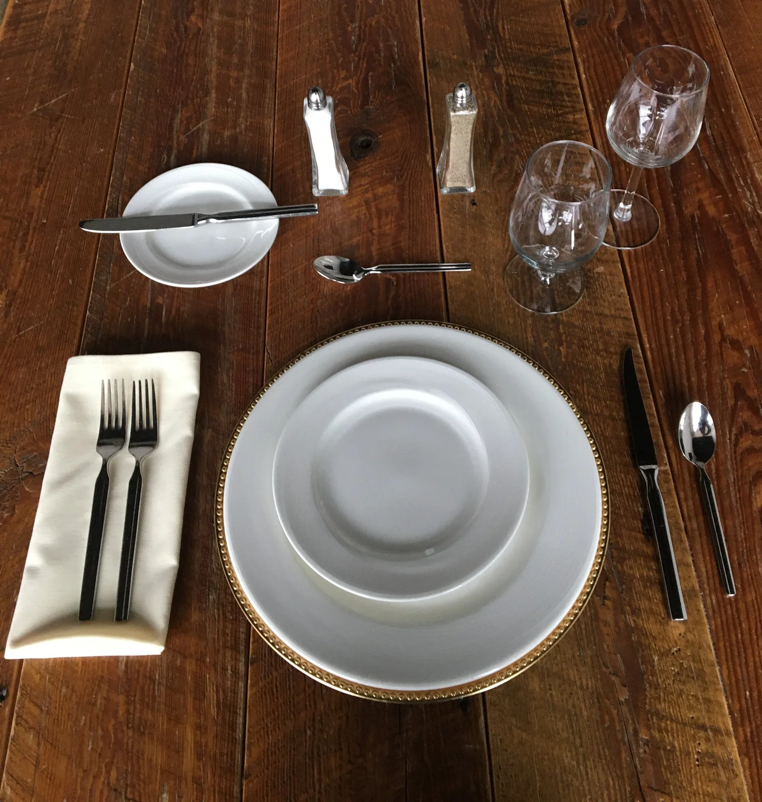 How to Set a Table — The Fox Club