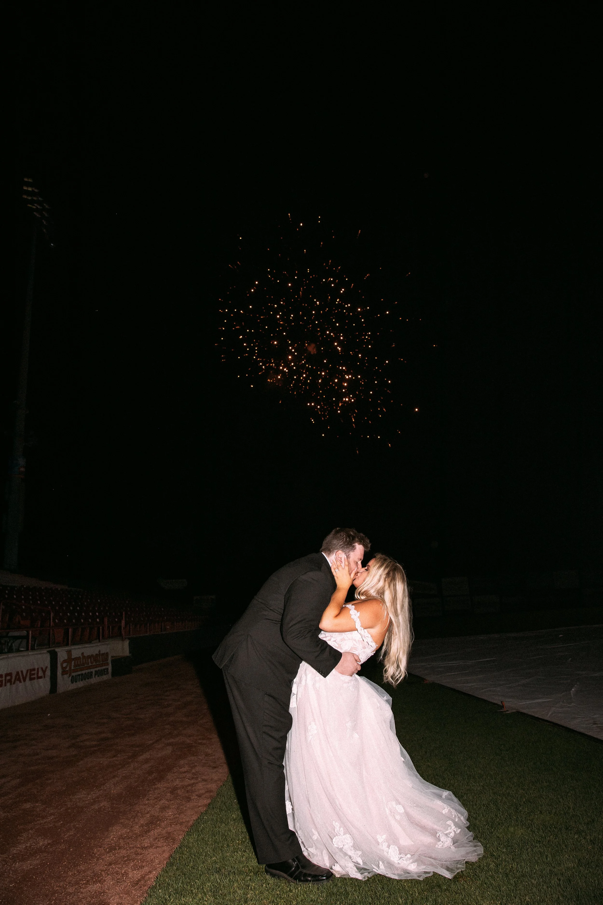 Weddings Page — The Fox Club