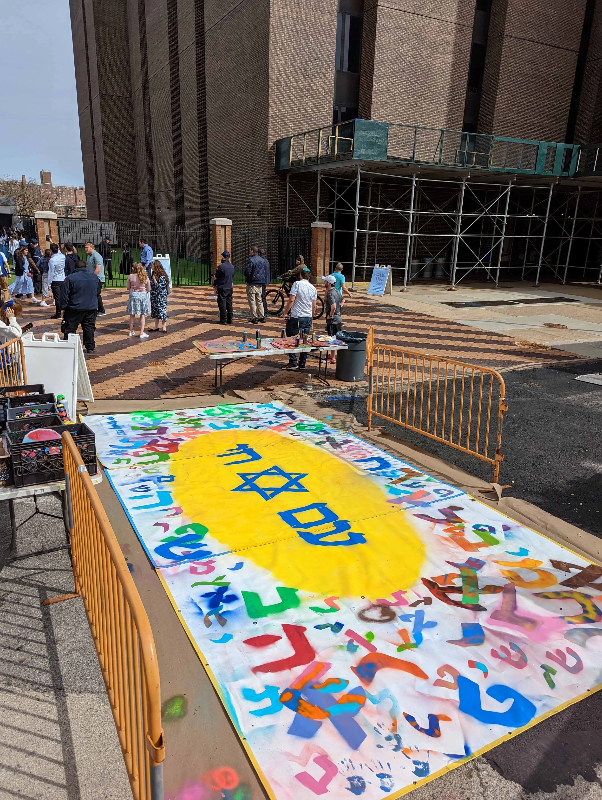 Am Yisrael Chai Community Mural — Moully Art