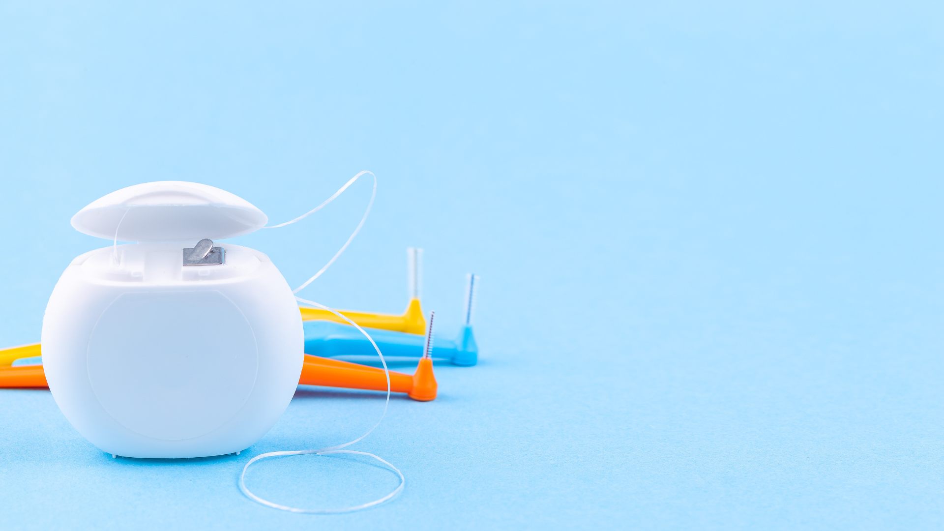 How to floss correctly — S3 Dental Haywards Heath