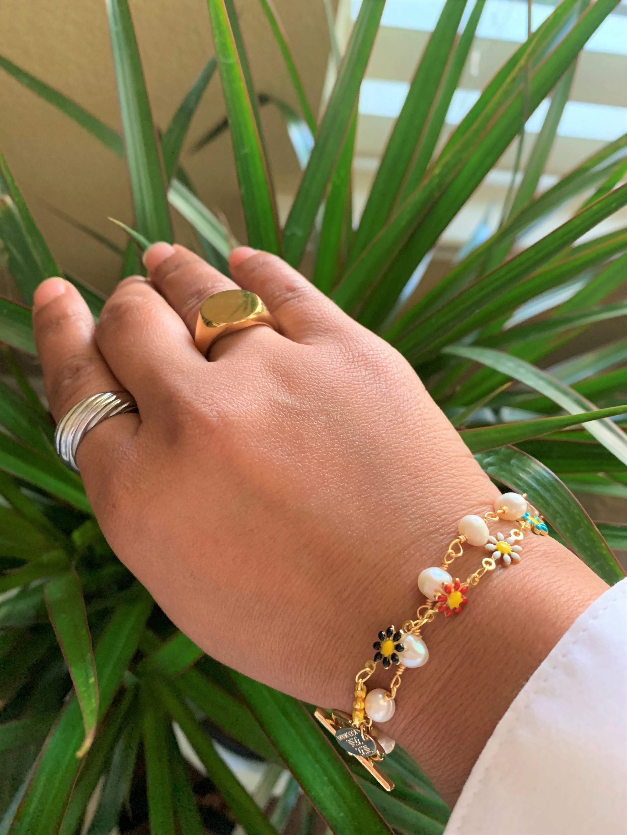 KELMARI - Jewelry, Apparel, Gifts & More