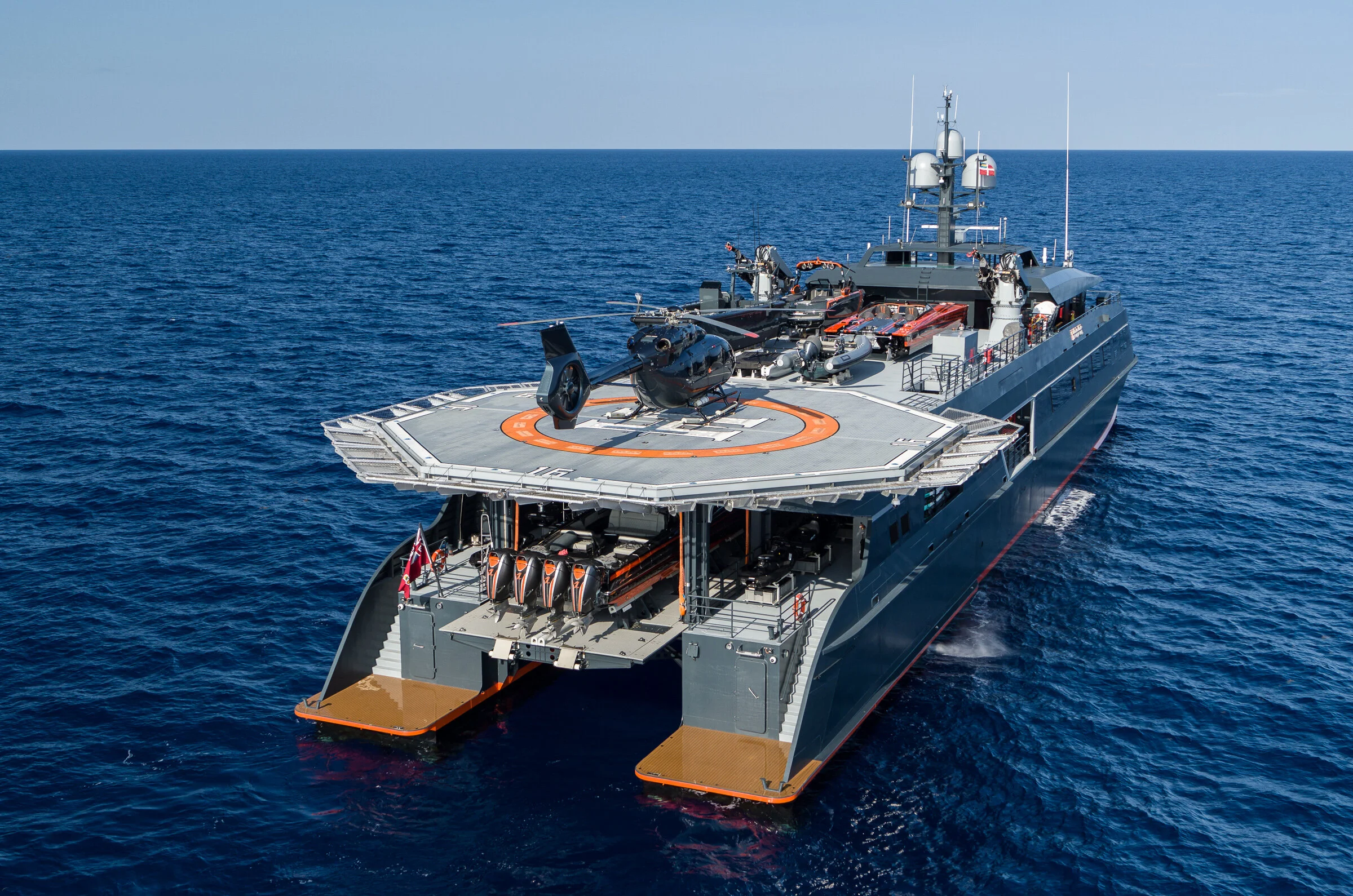 Trend Alert: Simultaneous Design of Superyachts, Shadow Vessels — SHADOWCAT