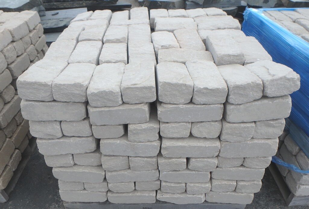 Cambrian Cream™ Sawn Tumbled Pavers — Krukowski Stone