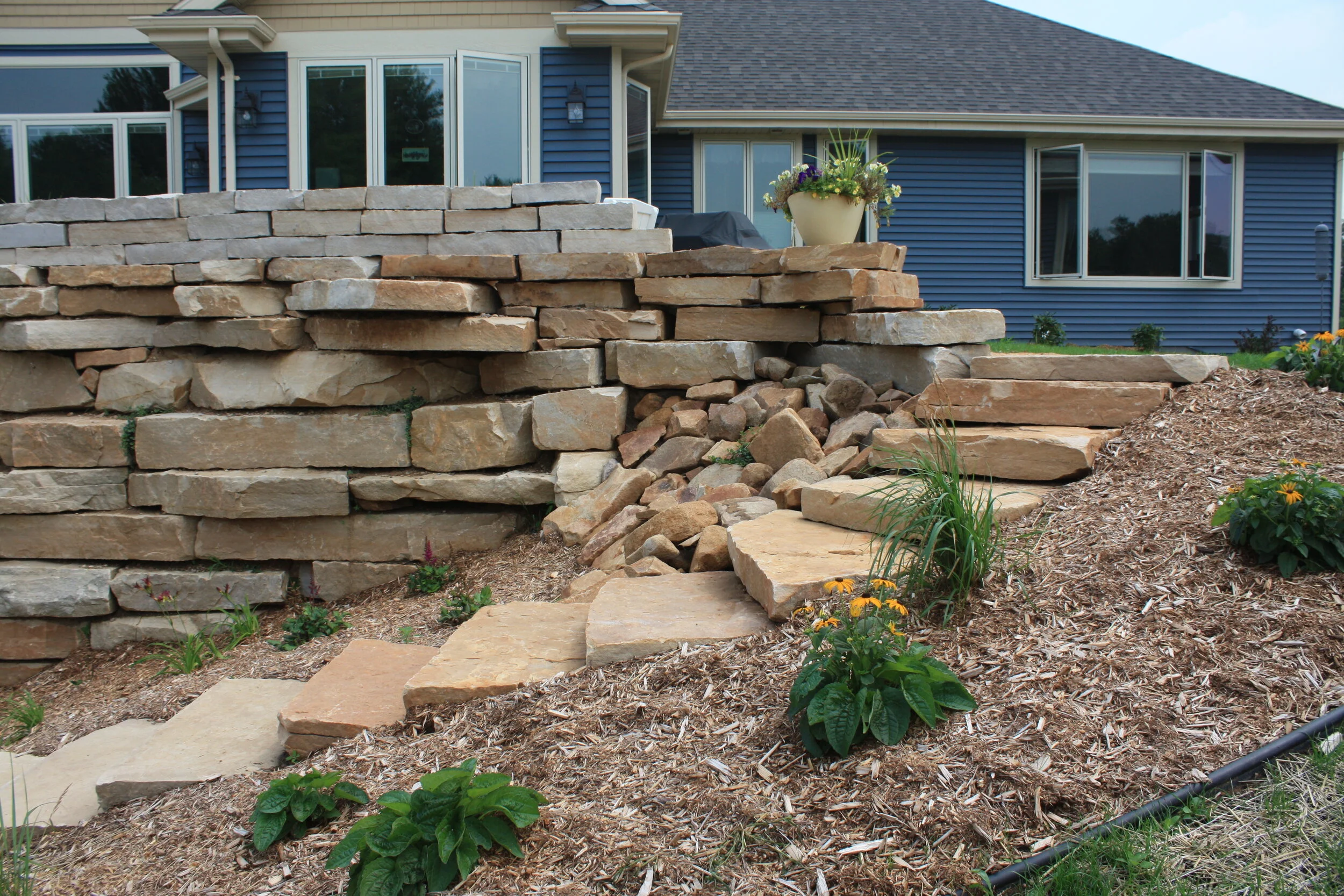 Highland Brown Outcropping — Krukowski Stone