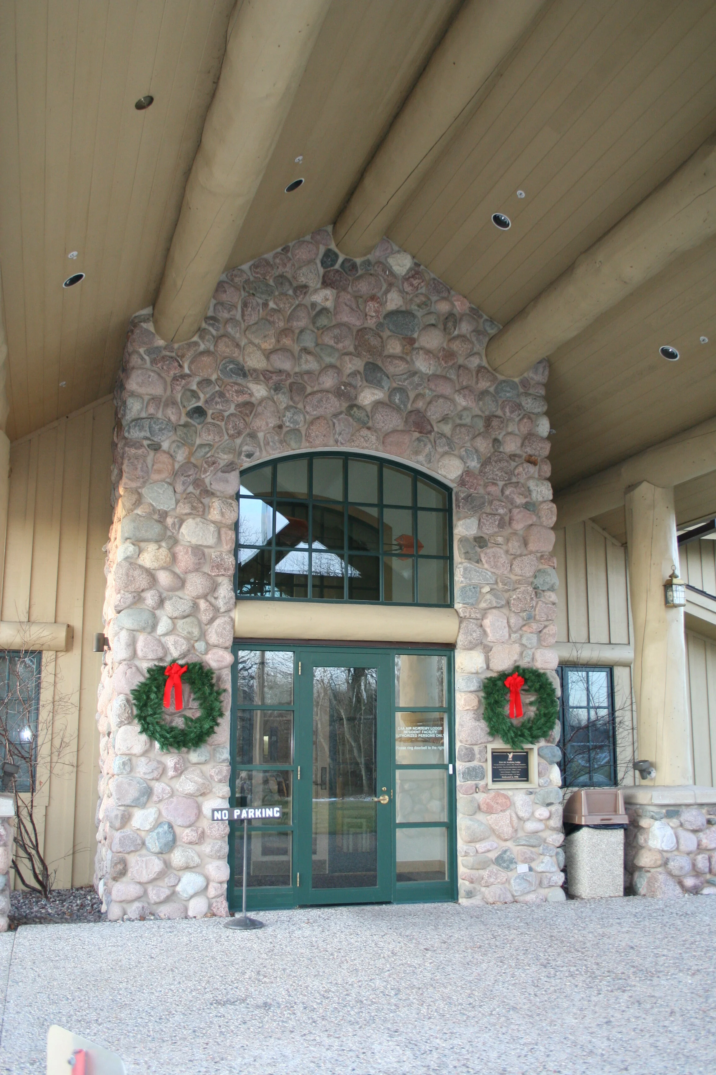 Wisconsin Split Fieldstone Round Outs — Krukowski Stone