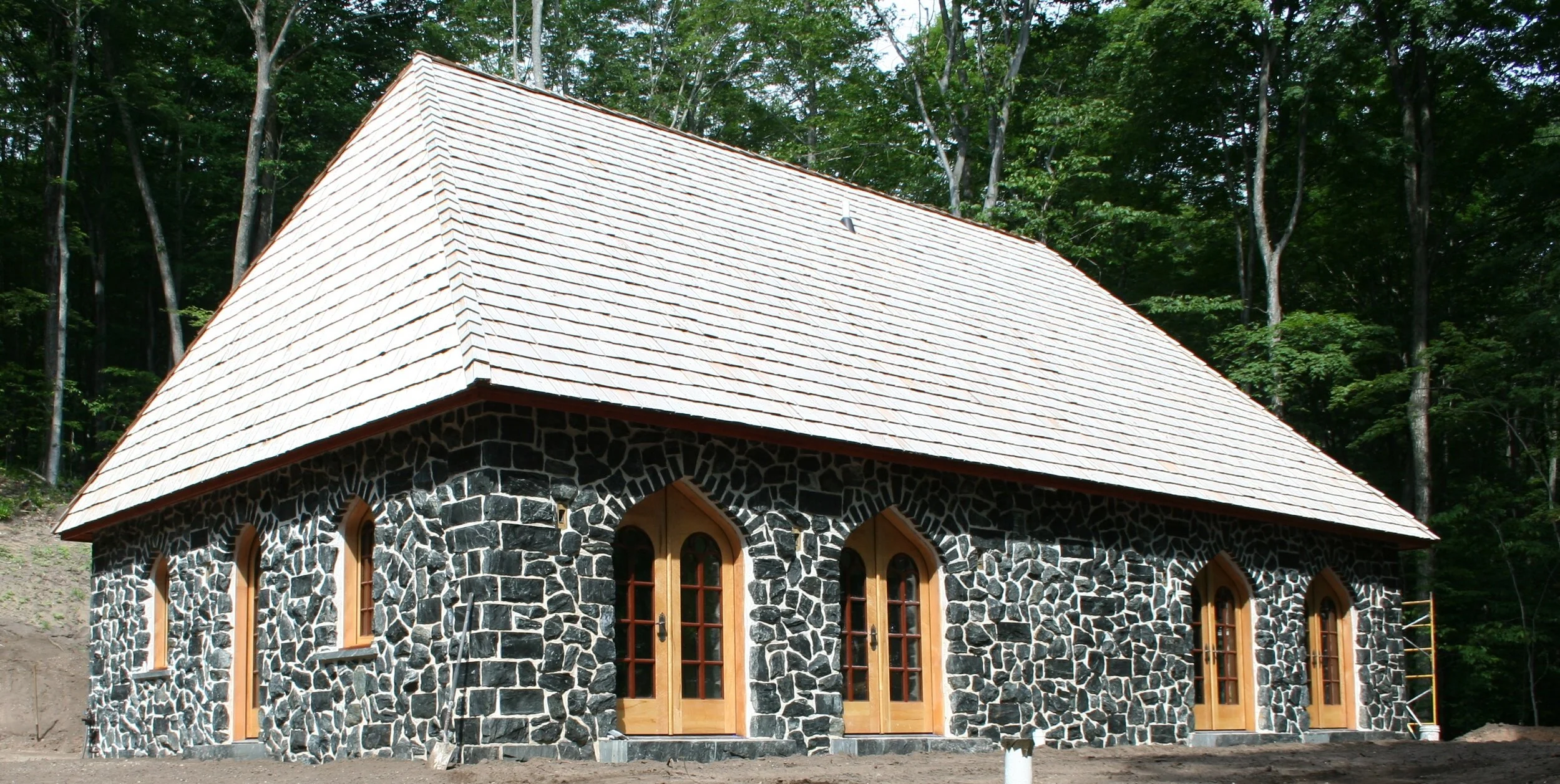 Aqua Blue™ Boulder Natural Stone Veneer — Krukowski Stone