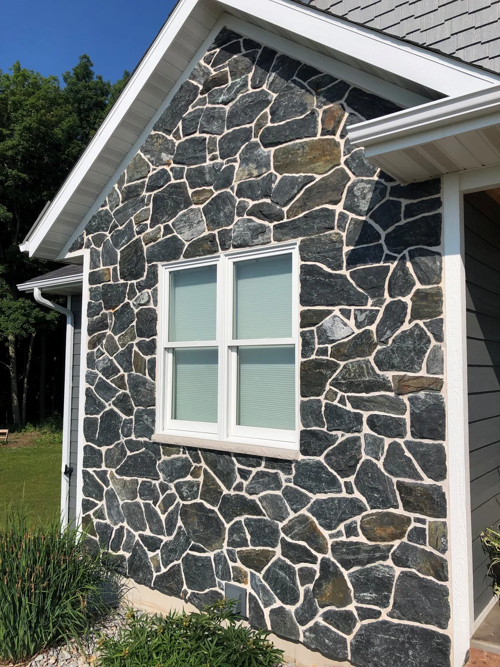Aqua Blue™ Boulder Natural Stone Veneer — Krukowski Stone