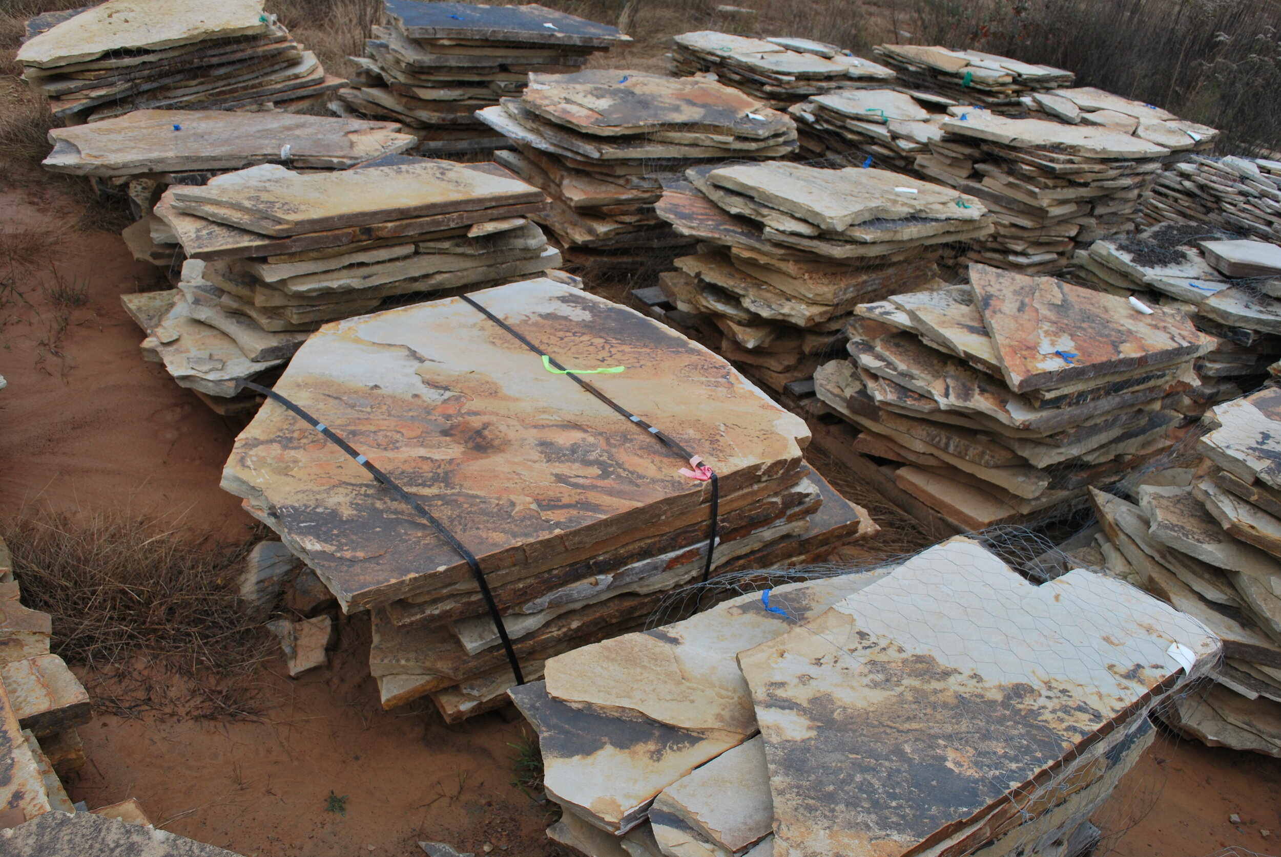 Mesquite™ Flagstone — Krukowski Stone