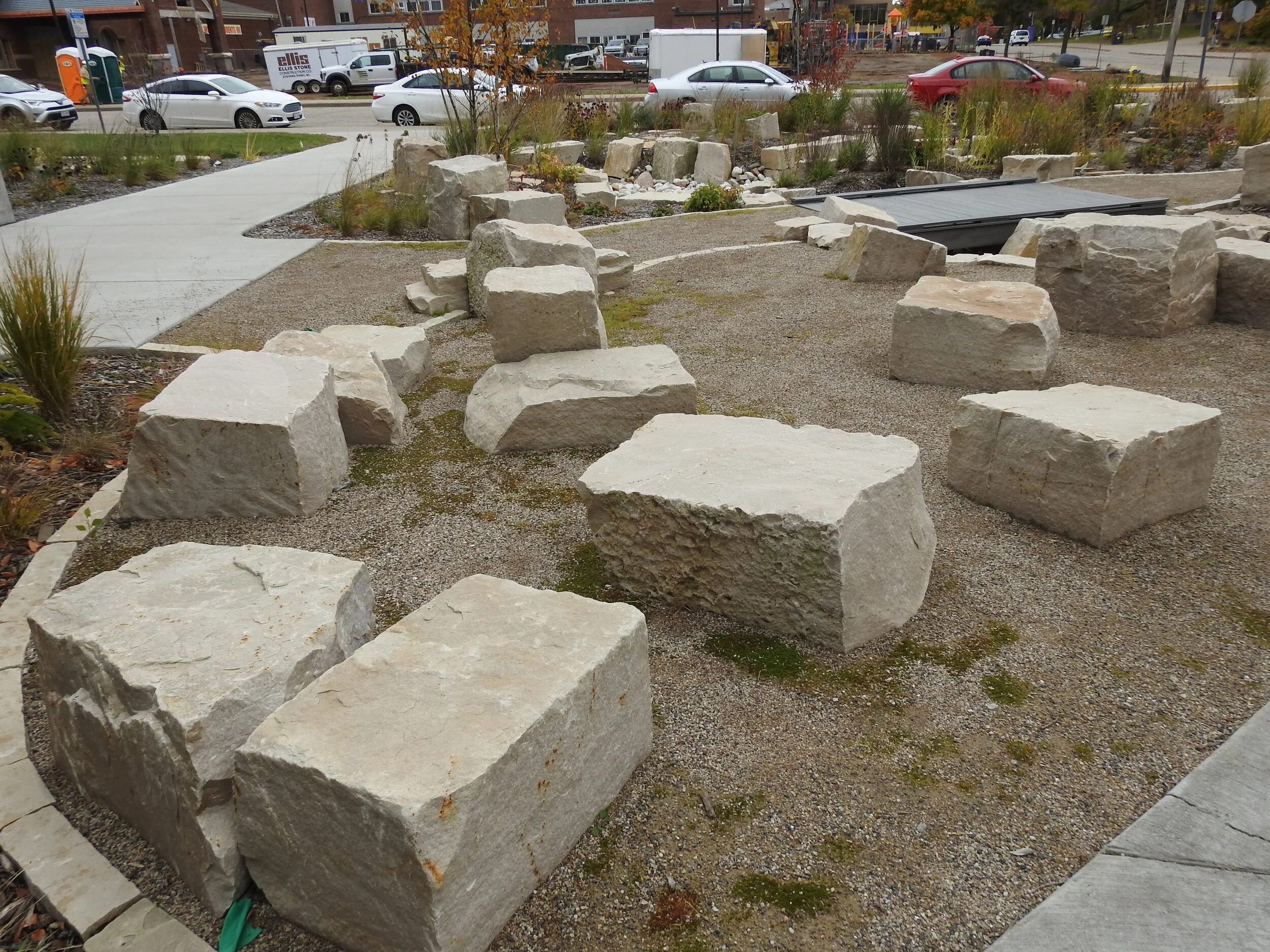 Desert Blend Outcropping — Krukowski Stone