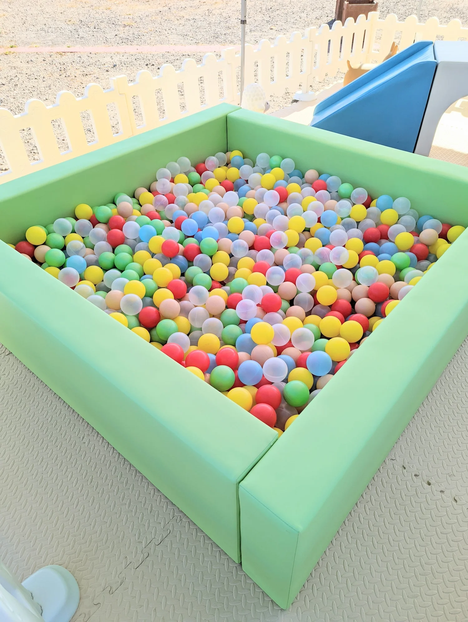 Soft Play/Ball pits — Poppytots