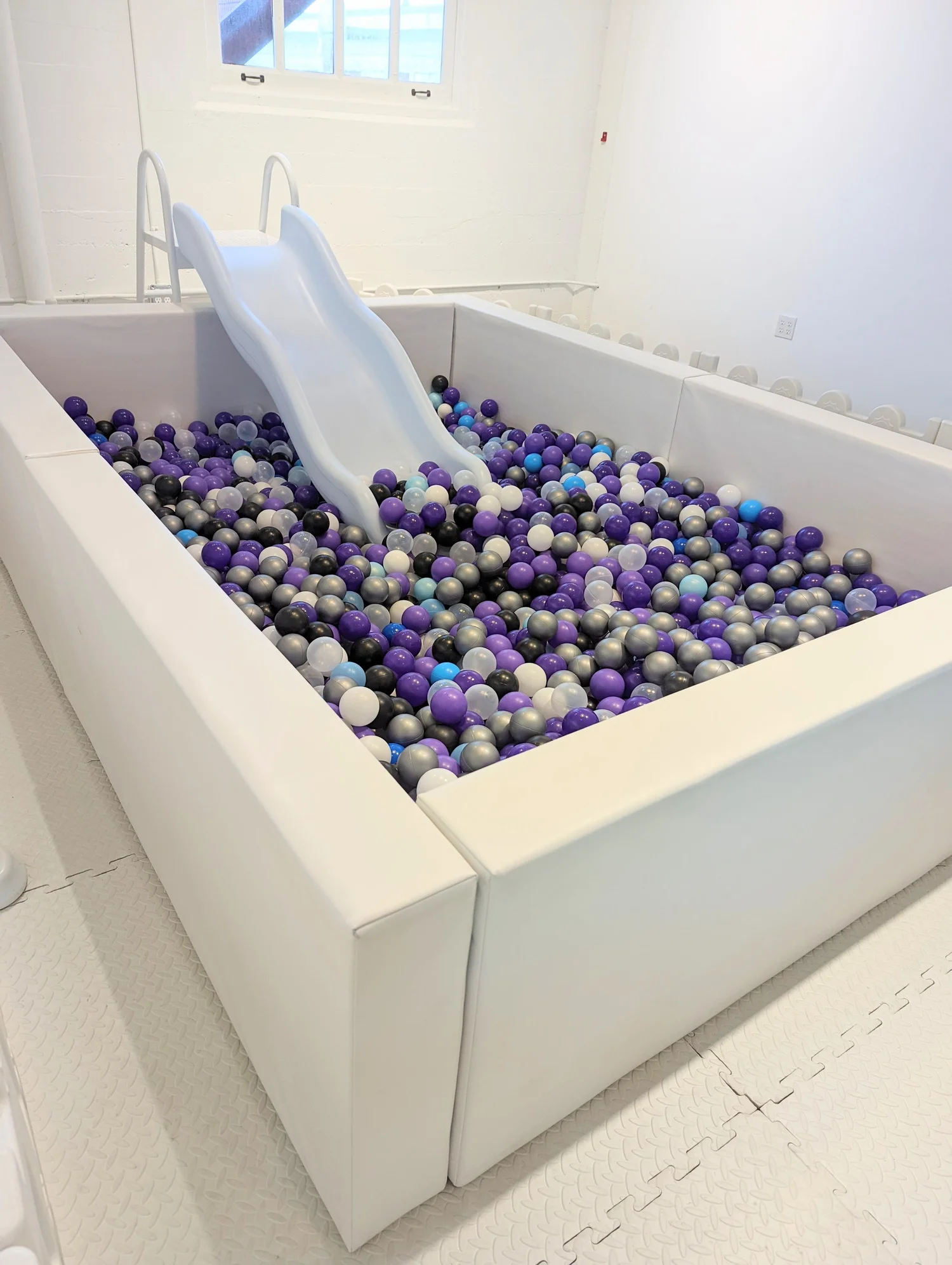 Soft Play/Ball pits — Poppytots