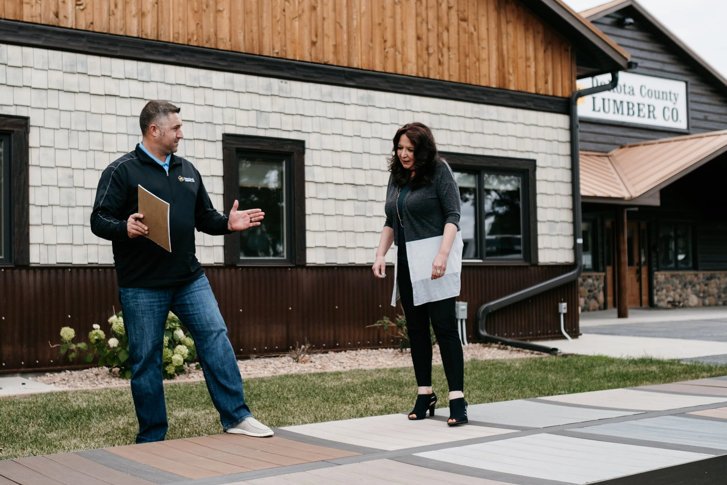 QR Code Showroom Decking&Railing — Dakota County Lumber Co.