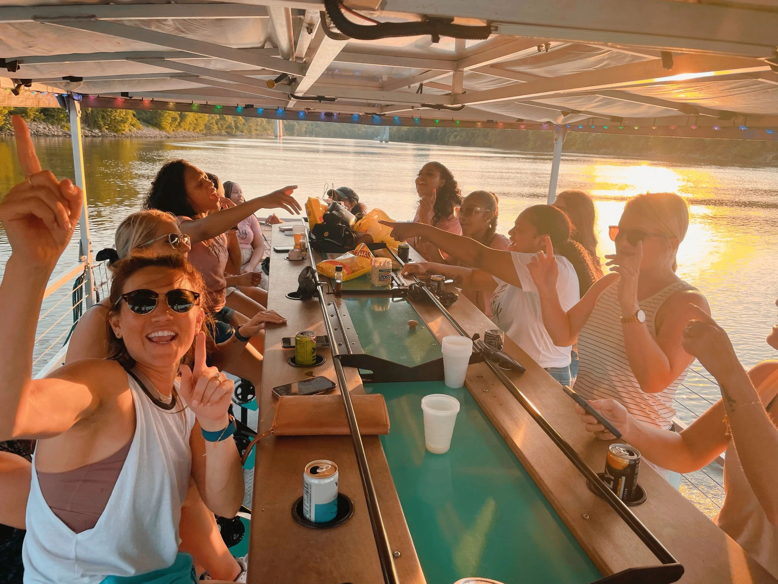 Nashville Party Boat | River Queen Voyages - River Queen Voyages ...