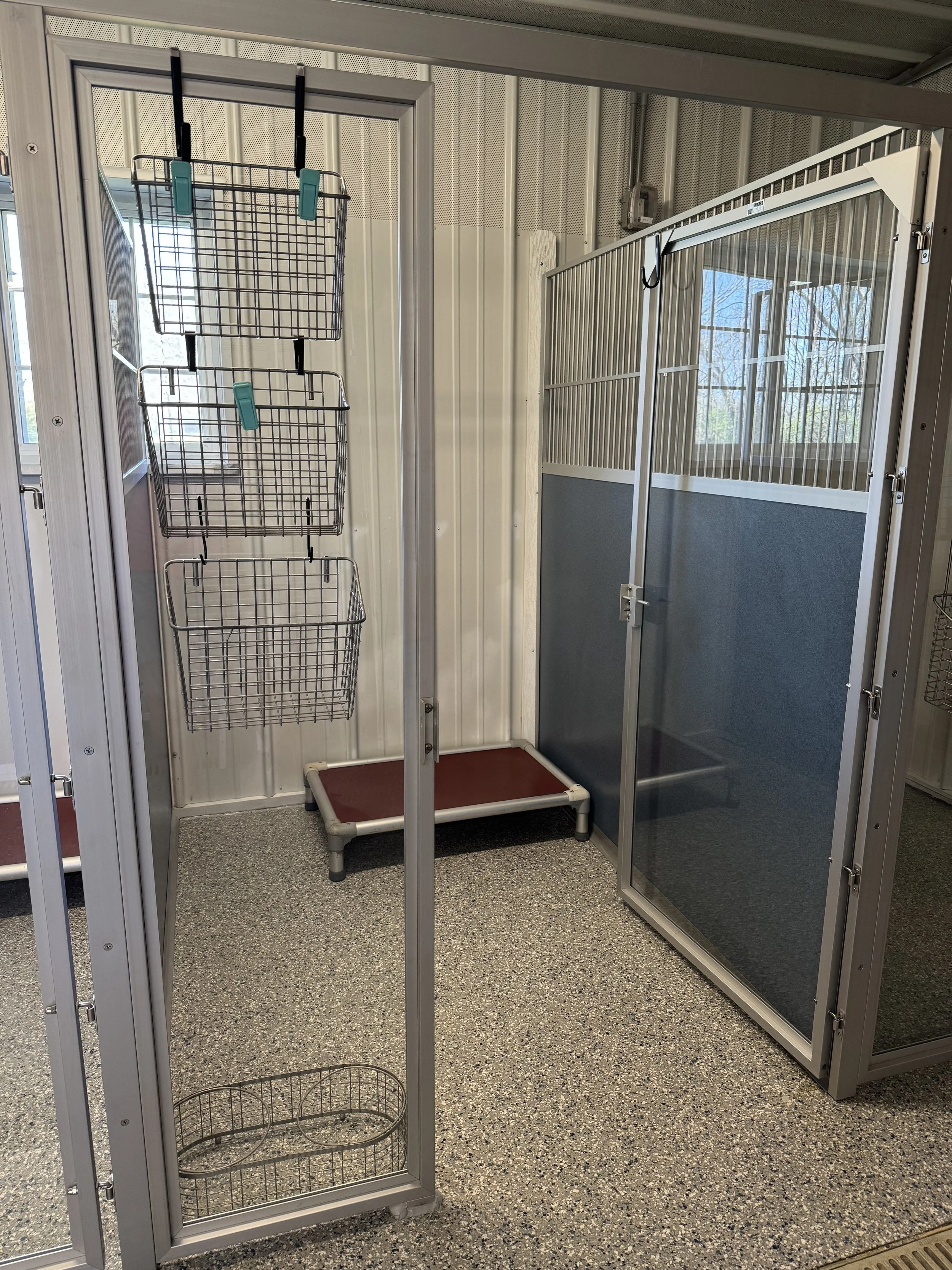 Standard Kennel Pictures — Manchester Country Kennels