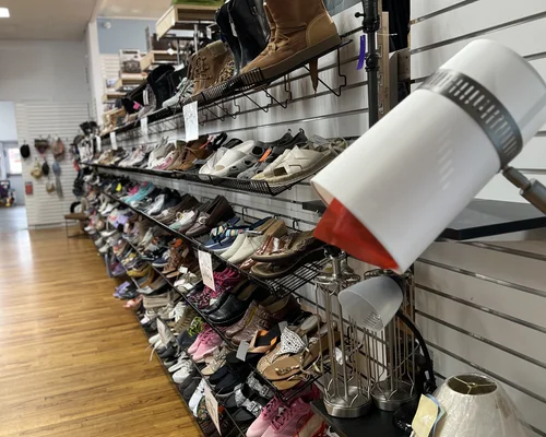 Consignment Store and Thrift Shop in East Earl, Blue Ball PA — Fashion ...