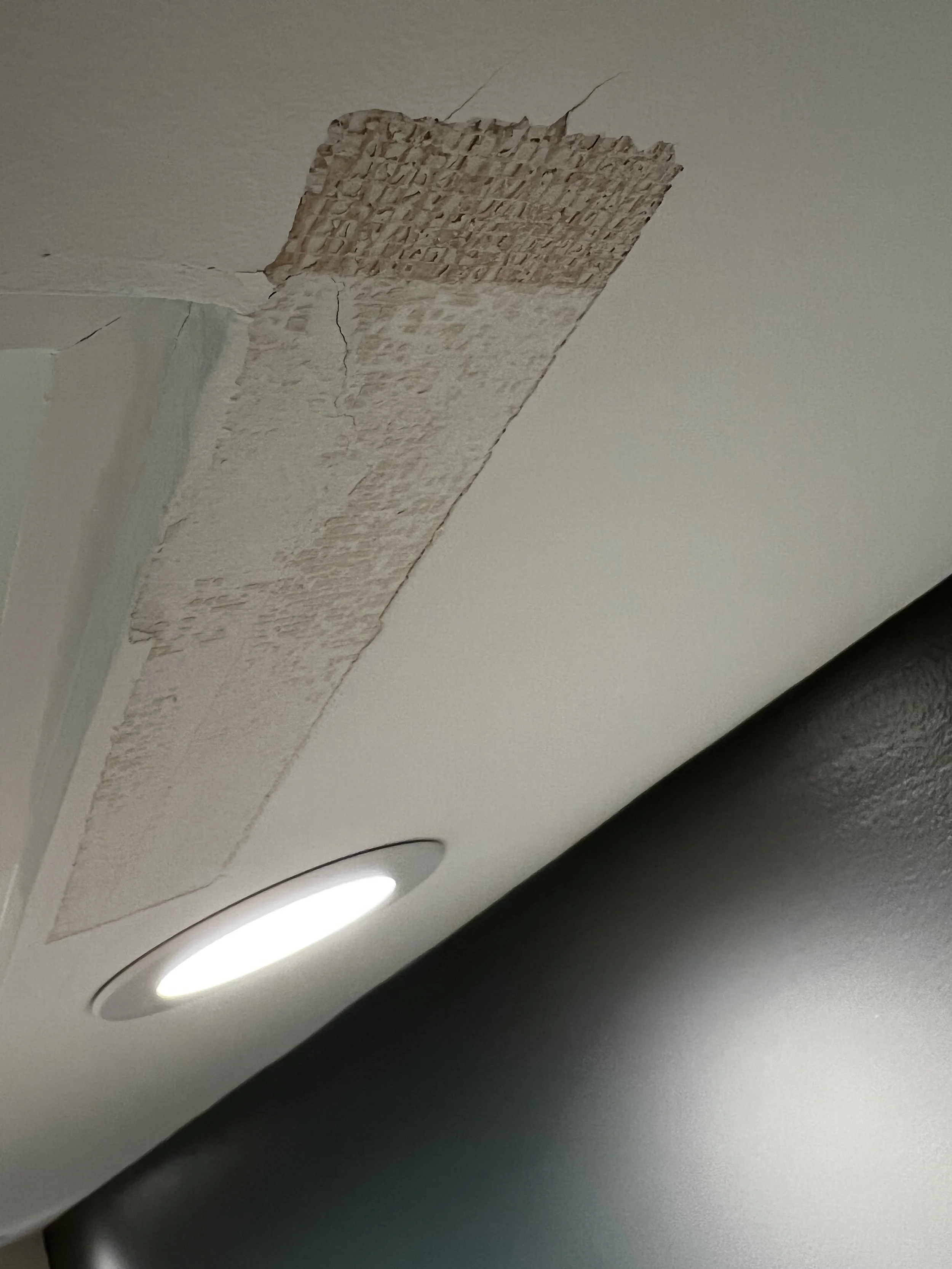Ceiling Repair Seattle: Say Goodbye to Cracks, Holes, and Water Damage ...