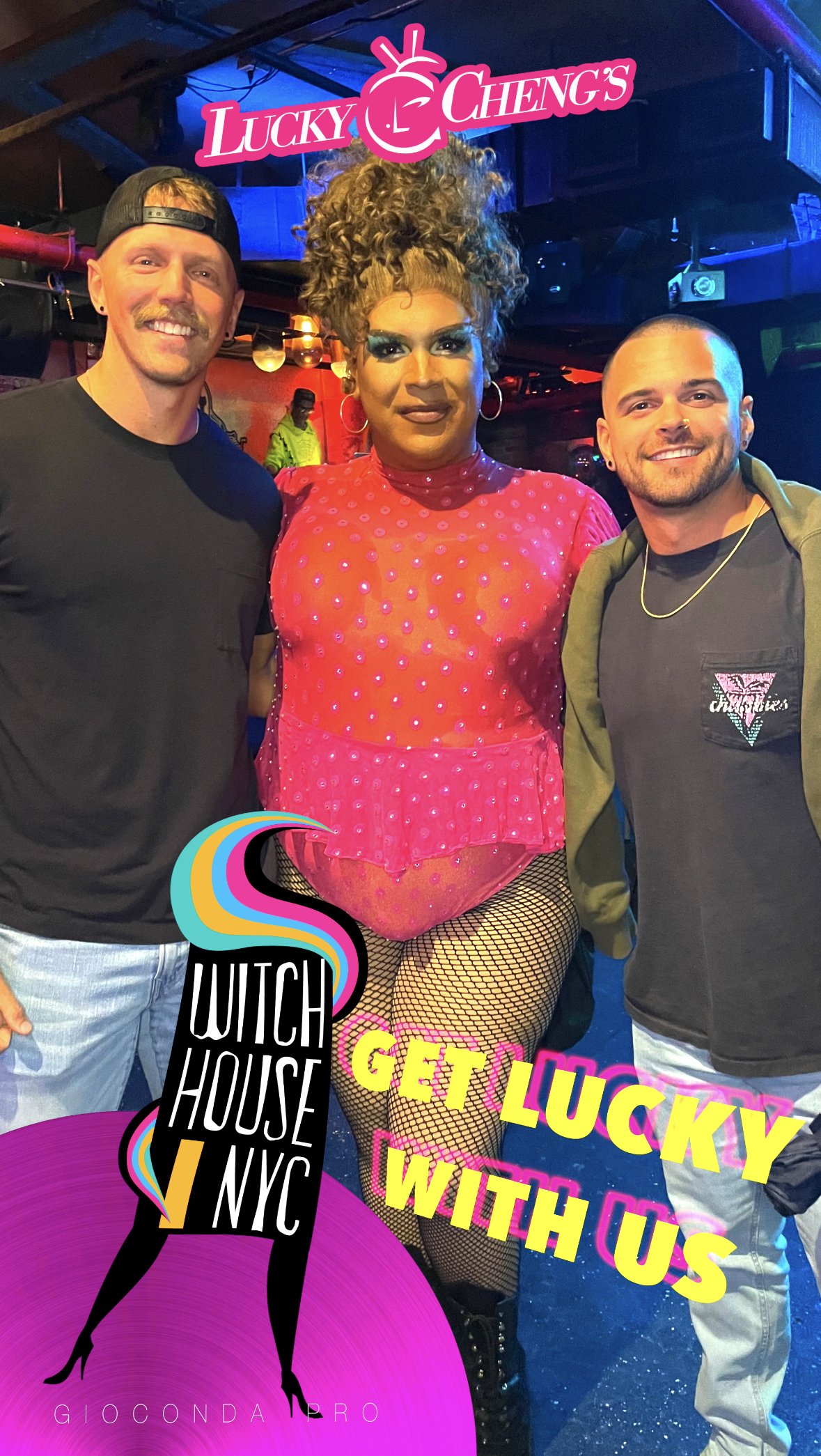 Lucky Cheng's - New York's Original Drag Queen Show Place since 1993!