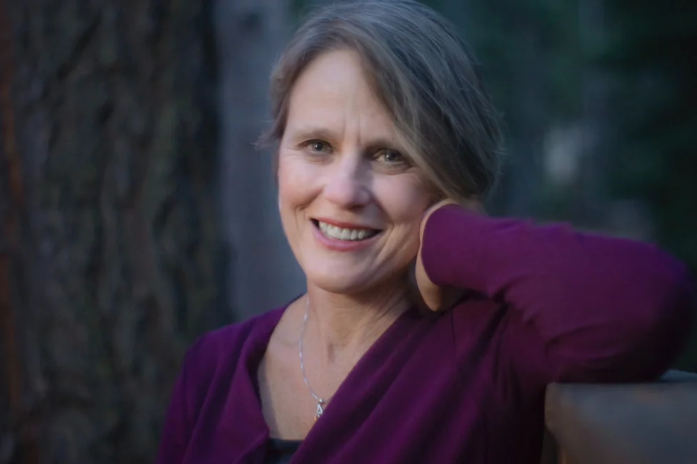 About Lisa Bennett — LISA BENNETT