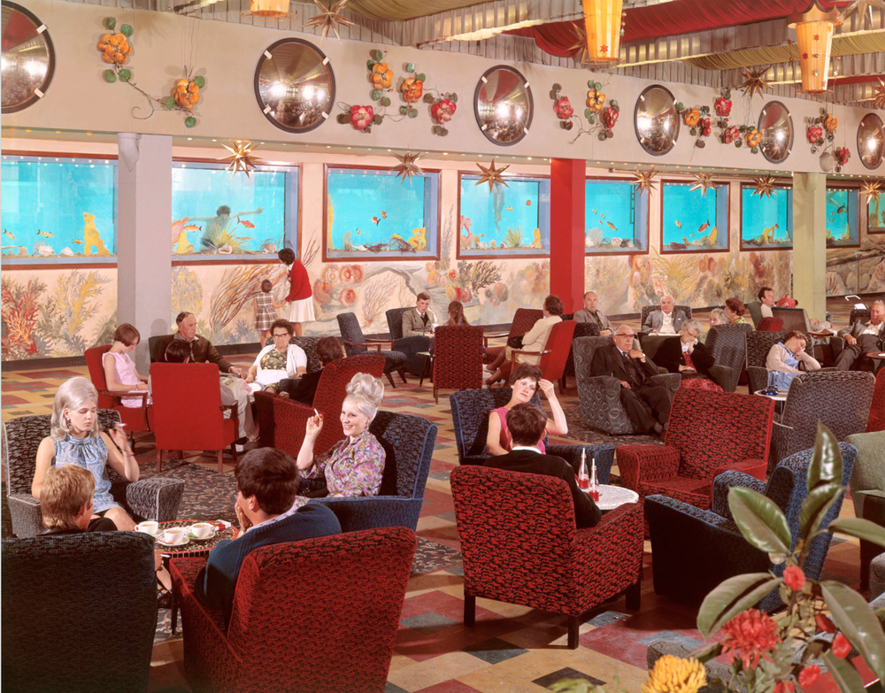 Design Discovery: John Hinde’s 1960s-70s postcards of Butlin’s holiday ...