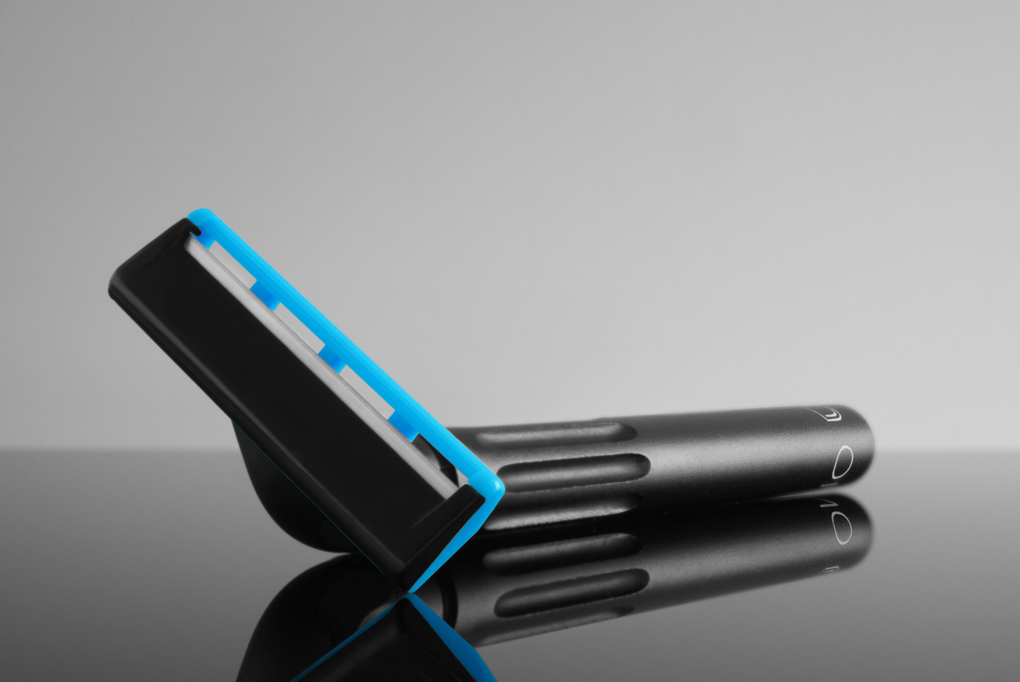 UNO Shave Co.: Shop Single Blade Razors